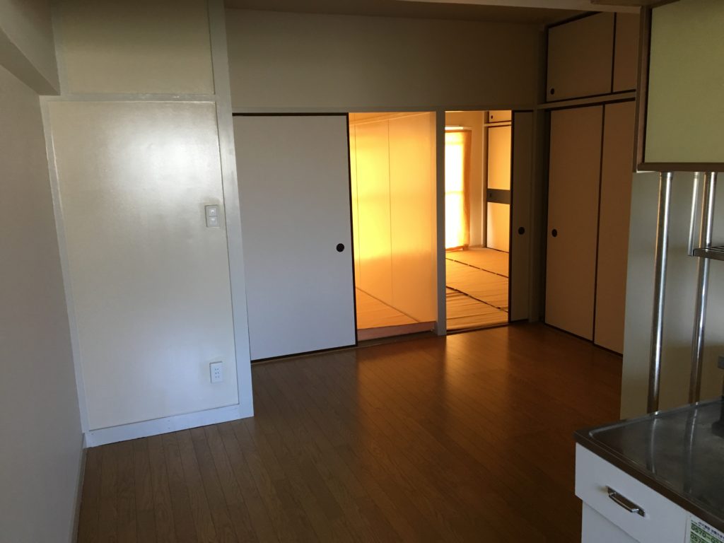 都営住宅は内見なしで下見は1日！チェックリストで写真を撮ったりサイズを測る！